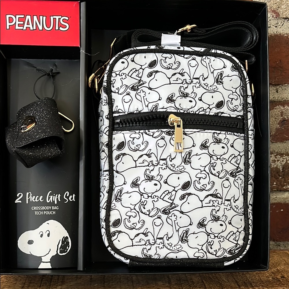 Peanuts Snoopy Crossbody Bag And Tech Pouch Set - Gem